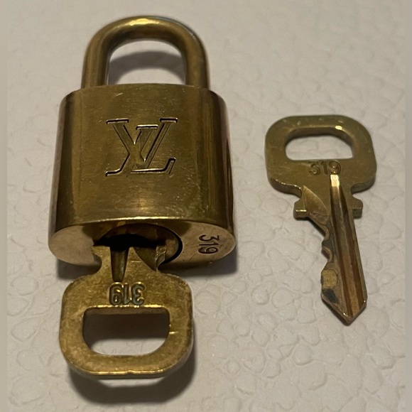 Louis Vuitton | Accessories | Louis Vuitton Lock And 2 Keys 39 | Poshmark